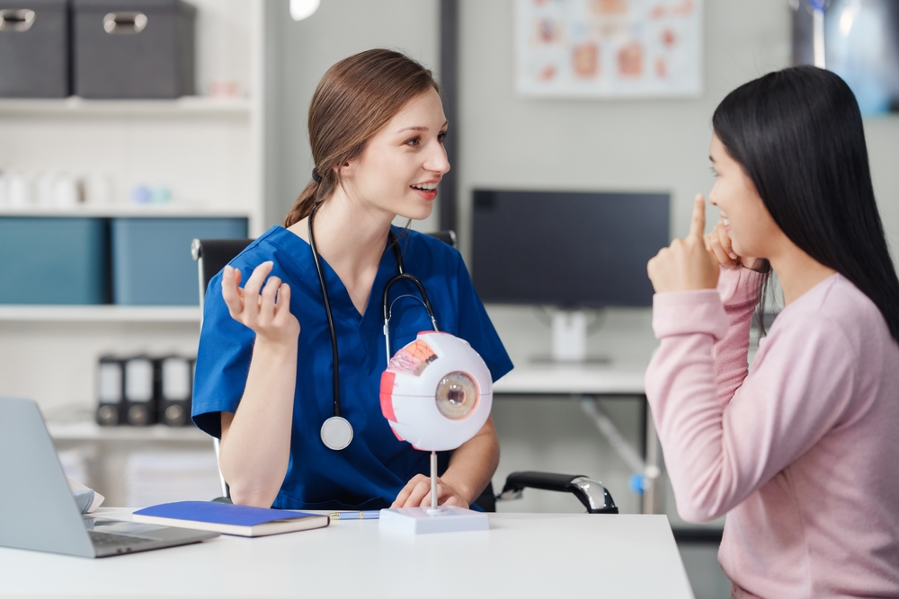 Extracapsular Cataract Surgery in Dubai | Cataract Surgeons